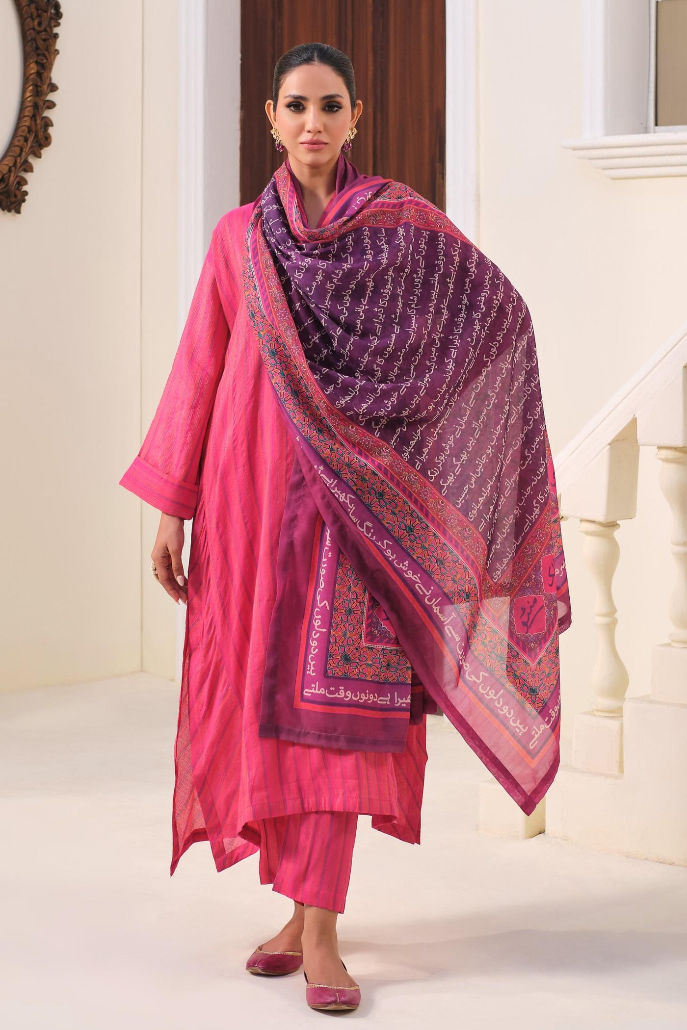 Dupattas For Women Online In Pakistan | Manto