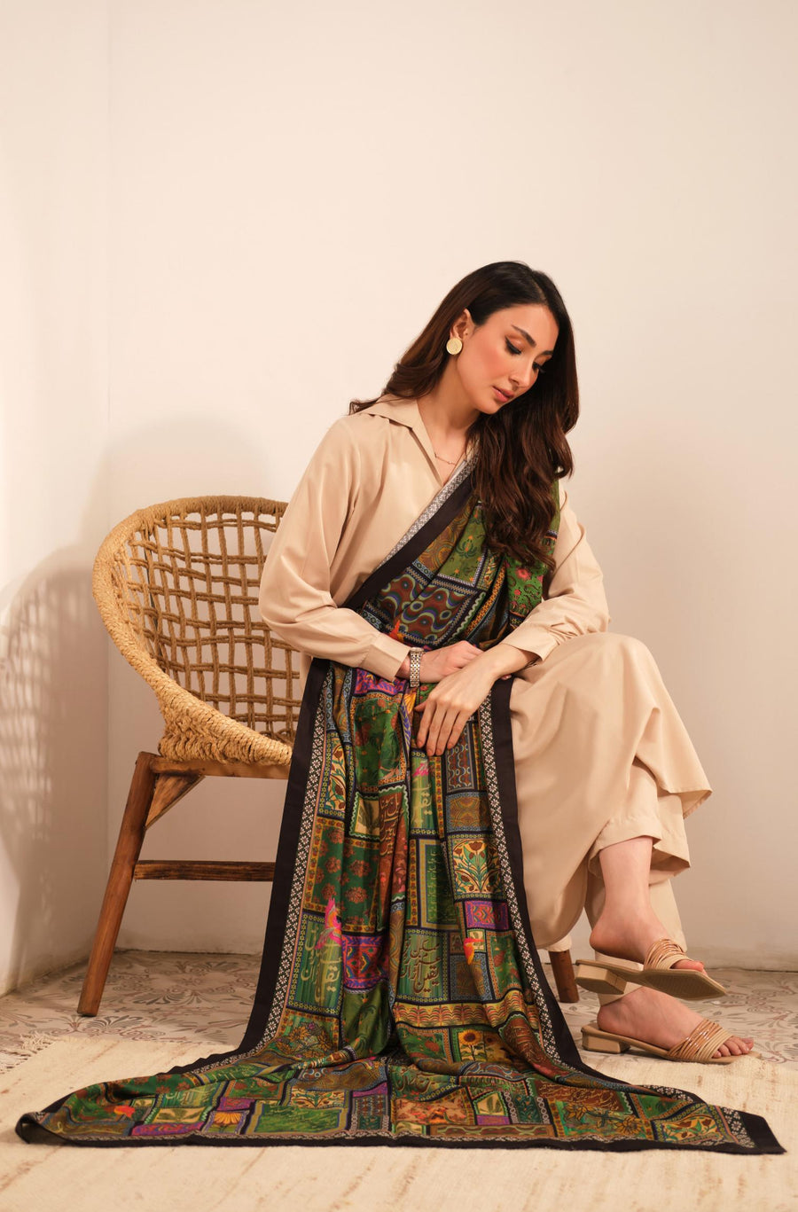 Dupattas For Women Online In Pakistan | Manto