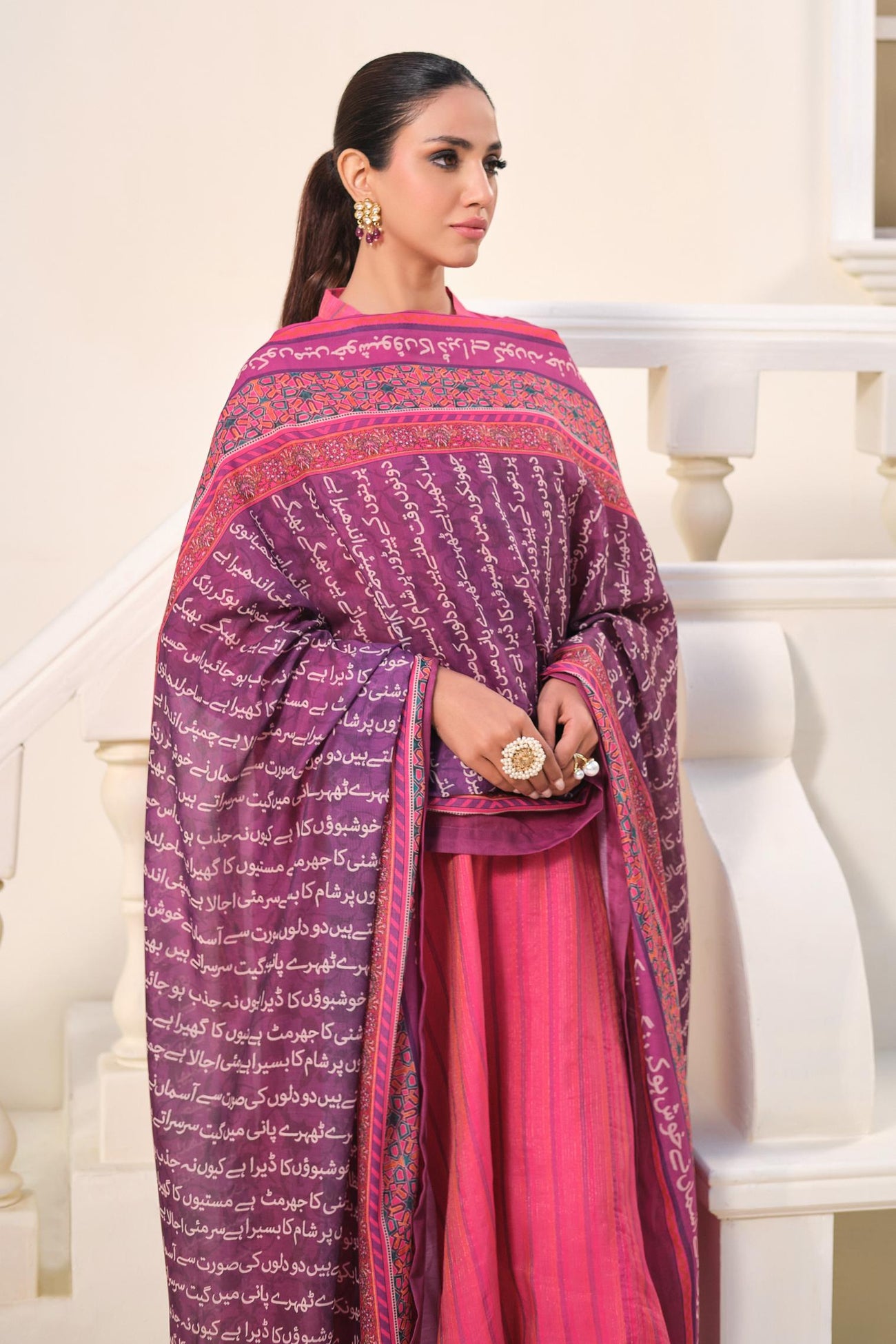 Dupattas For Women Online In Pakistan | Manto
